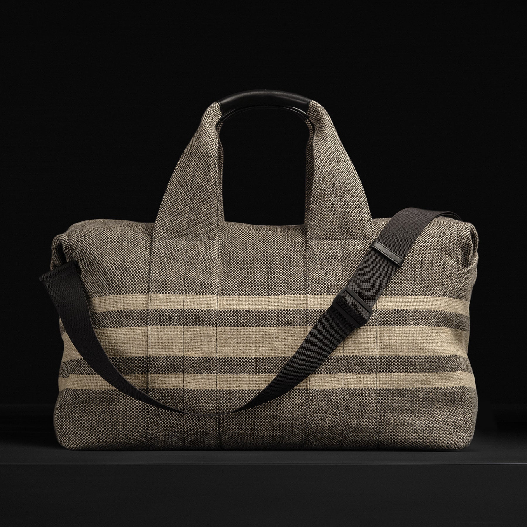 Montecito Weekend Bag - Black/Beige | James Perse Los Angeles