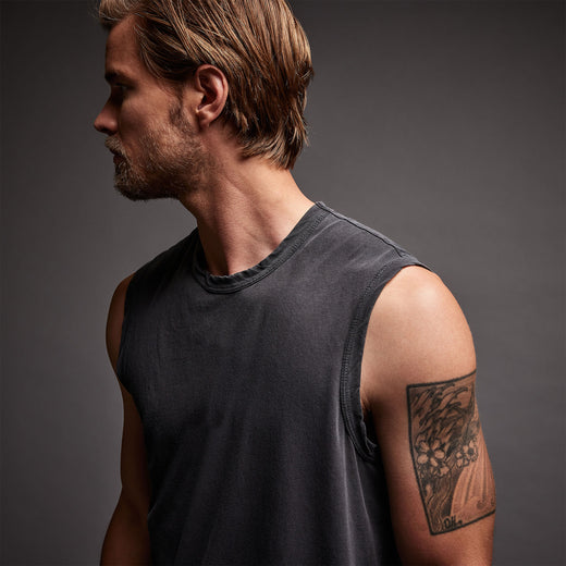 LA Muscle Tank - Magma Pigment | James Perse Los Angeles