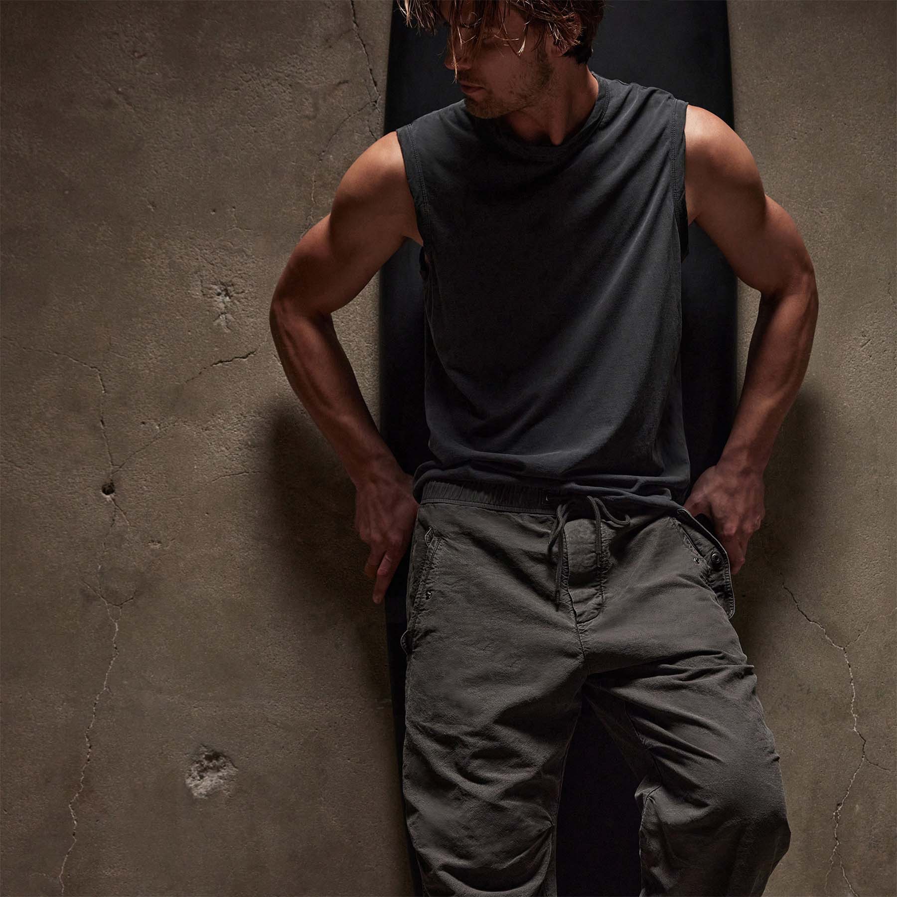 LA Muscle Tank - Magma Pigment | James Perse Los Angeles