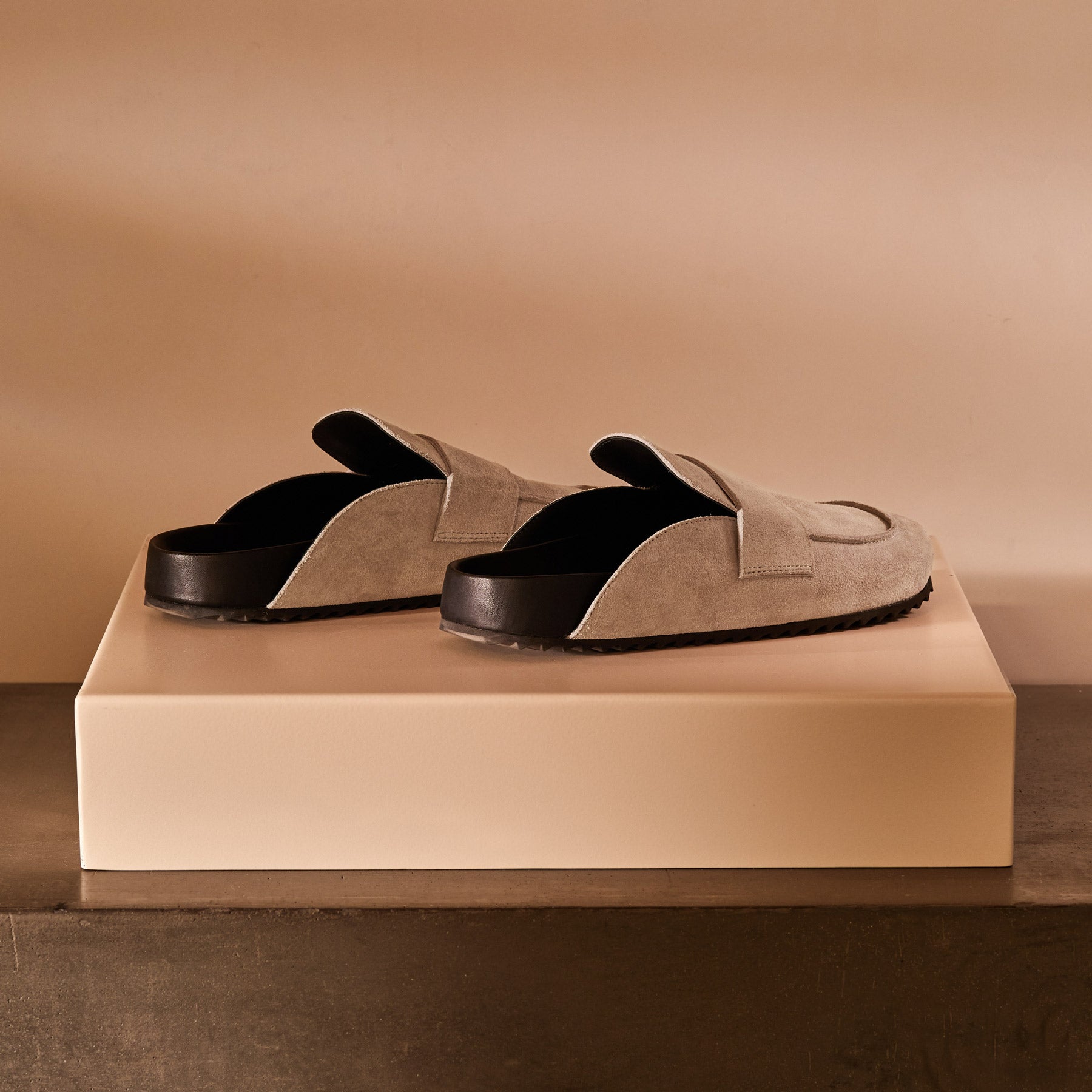 Women's Suede Slip On Loafer - Plaster | James Perse Los Angeles