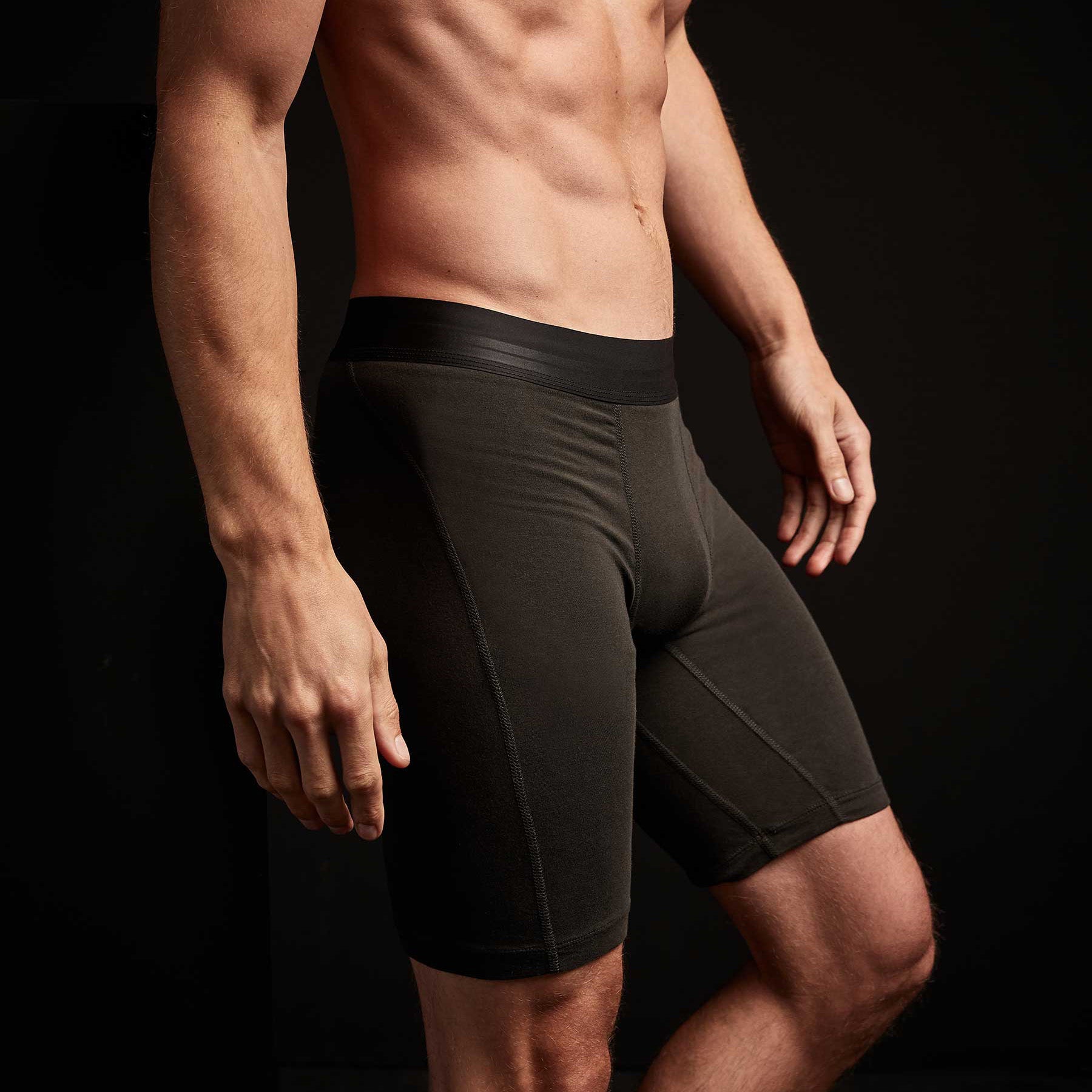 Elevated Lotus Sport Boxer Long - Carbon | James Perse Los Angeles