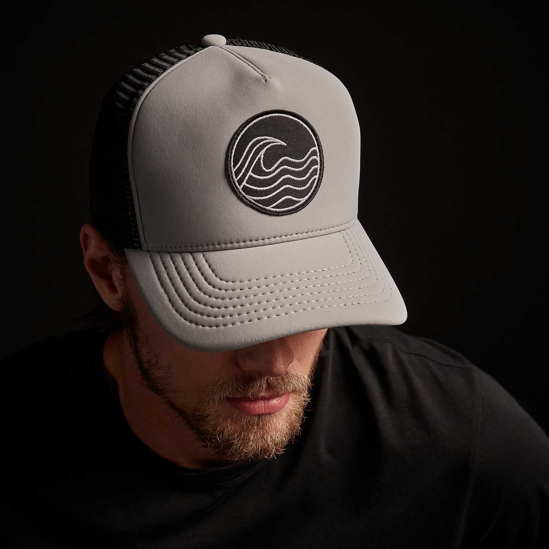 Wave Patch Scuba Trucker Hat - Pale Grey | James Perse Los Angeles
